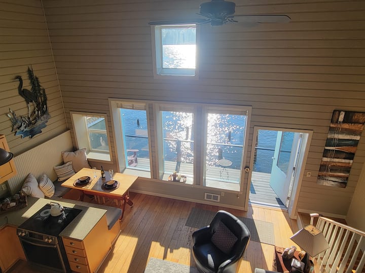 The Lockers ~ Waterfront ~ Historic Old Town - Florence, OR
