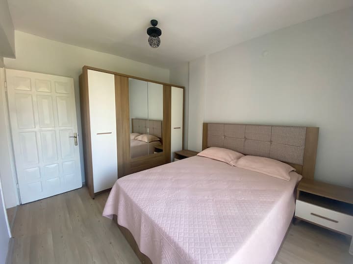 Alaçatı Nezih Bir Ortam Haftalık Kiralık - Alaçatı