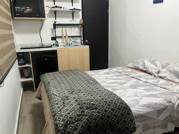 Habitación 7 Minutos Paseo La Fe - Guadalupe, Mexico