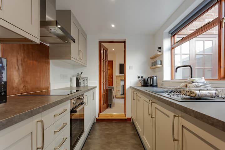 15% Off Weekday Nightly Rate Running Into 2026! - Suffolk