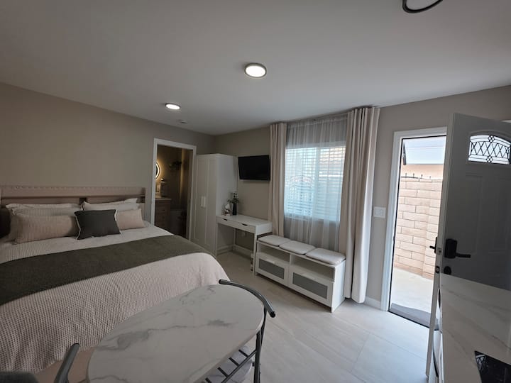 Jesse's Studio - Riverside, CA