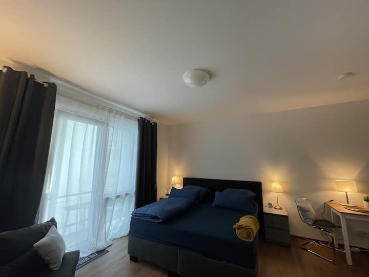 Central Close To Train Station - Würzburg