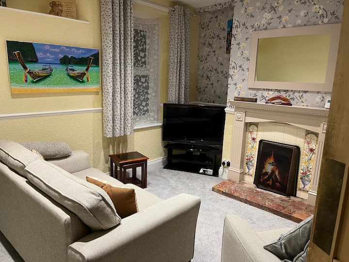 2 Bedroom Cottage In Central Paignton - Paignton