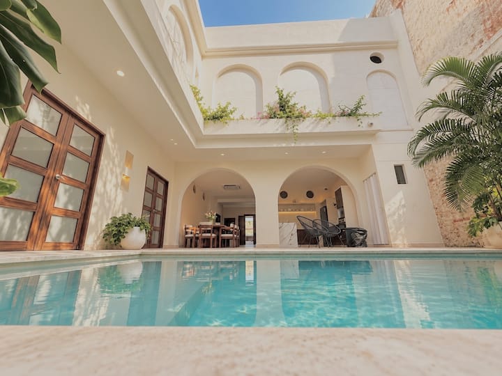 Luxury House With Private Pool | Getsemaní - Cartagena, Colombia