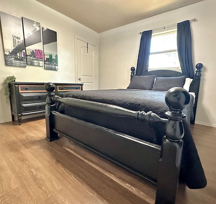 Perfect Place For A Little Rest And Relaxation - Medford, OR