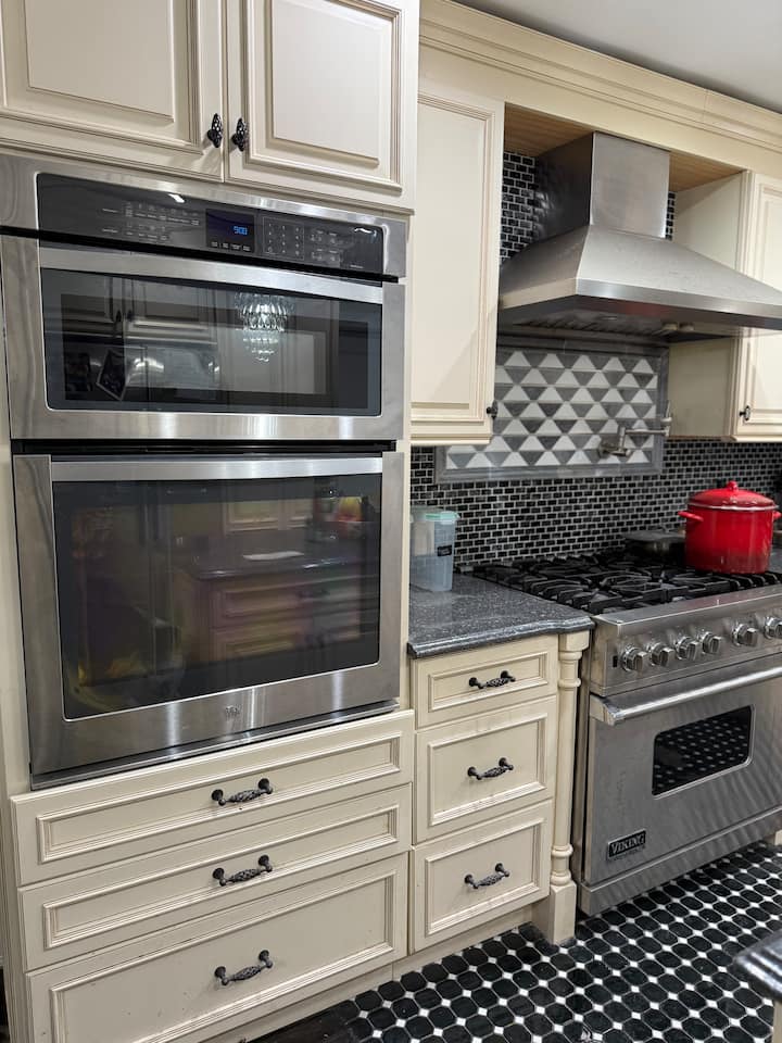 Gourmet Kitchen Cookup Memories - Valley Stream, NY