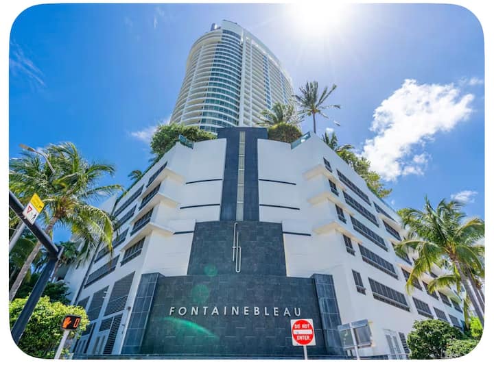 3 Fontainebleau Studios 7 Beds For 16 Guests - Miami Beach, FL