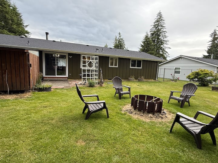 Robin’s Nest 3 Bedroom Home - Forks, WA