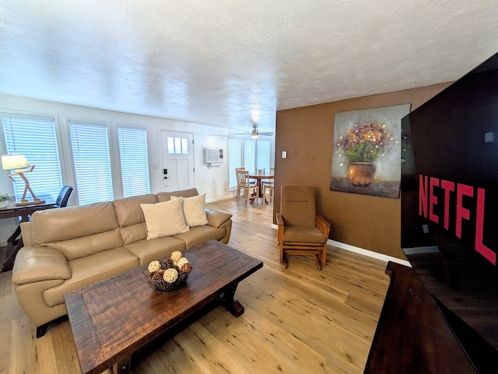 Lemon Drop-in 1.4 Mi From Freeway - New Plymouth, ID