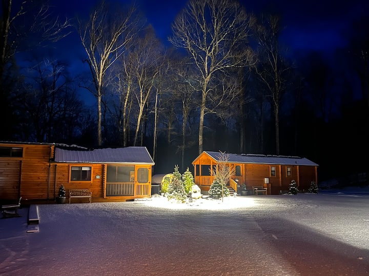 Secluded Vermont Hideaway+sauna
Cabin#2 - Brattleboro, VT