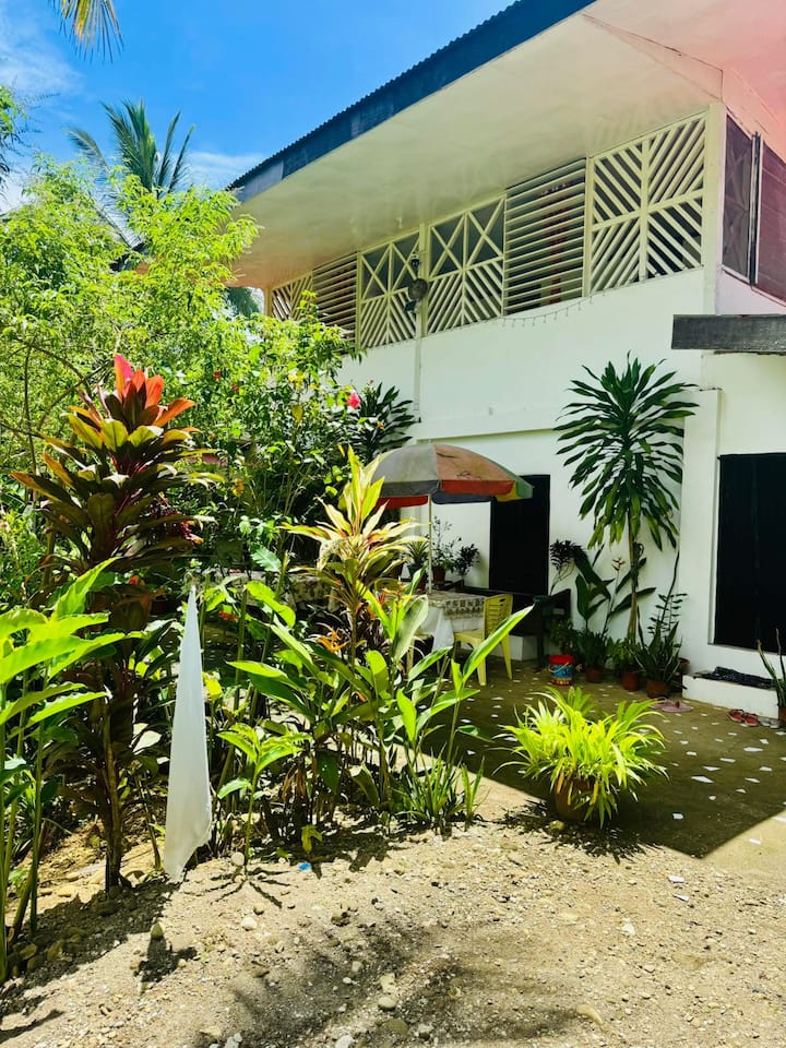 Farmhouse Bliss At Aera's Place - Baganga
