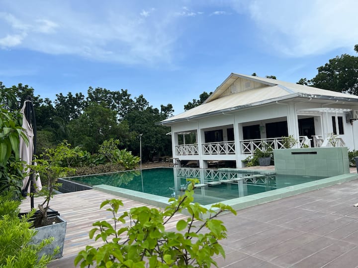 Relaxing Farm Getaway - Candelaria
