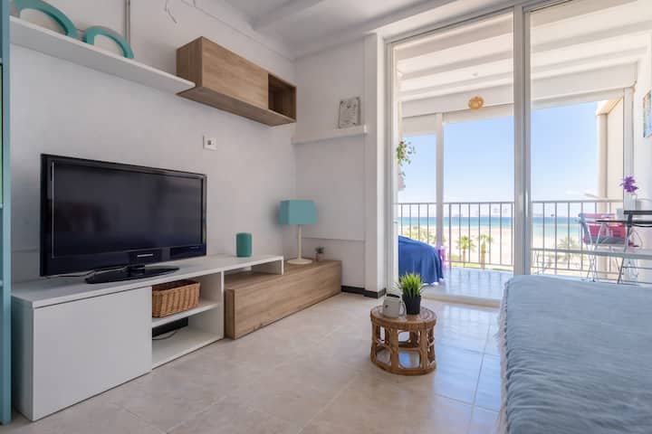 Winahost Apartamento La Pineda - La Pineda