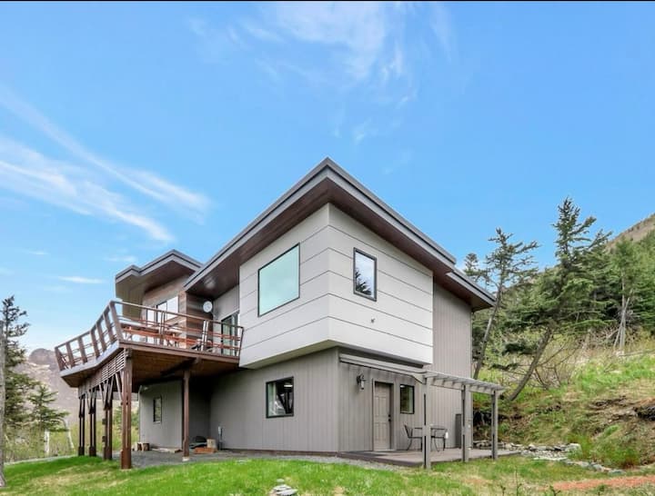 Bear Valley Bungalow - Anchorage, AK