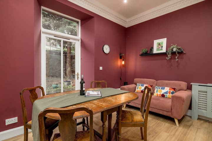 Central 2br Flat | Walk To Centre & Stockbridge - Edinburgh