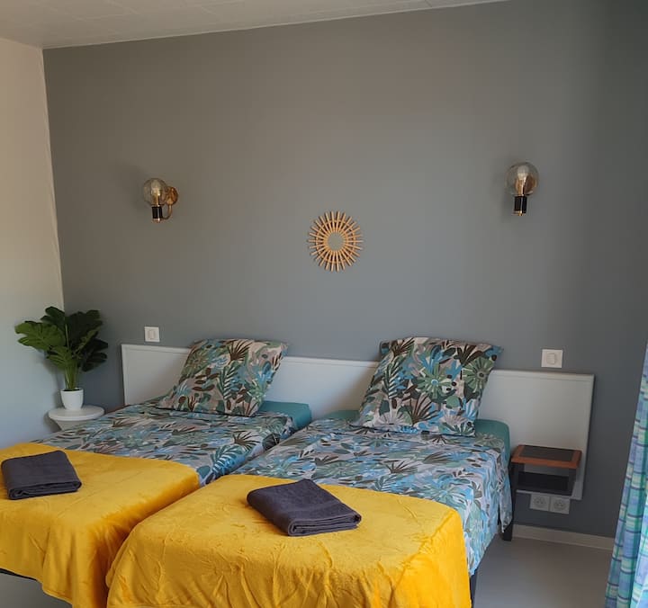 Chambre 20 Lavande 2 Pers Gites Du Haut Quercy - Le Gouffre