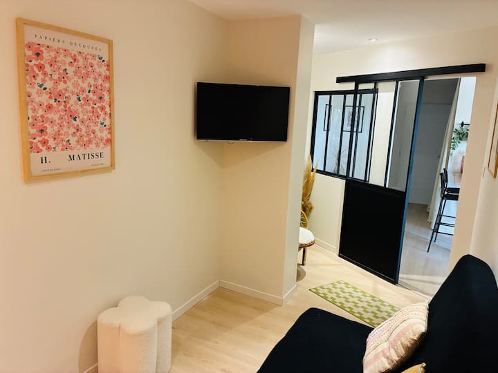 Appartement Cosy Indépendant Piscine&nature - ibis budget Brive La Gaillarde