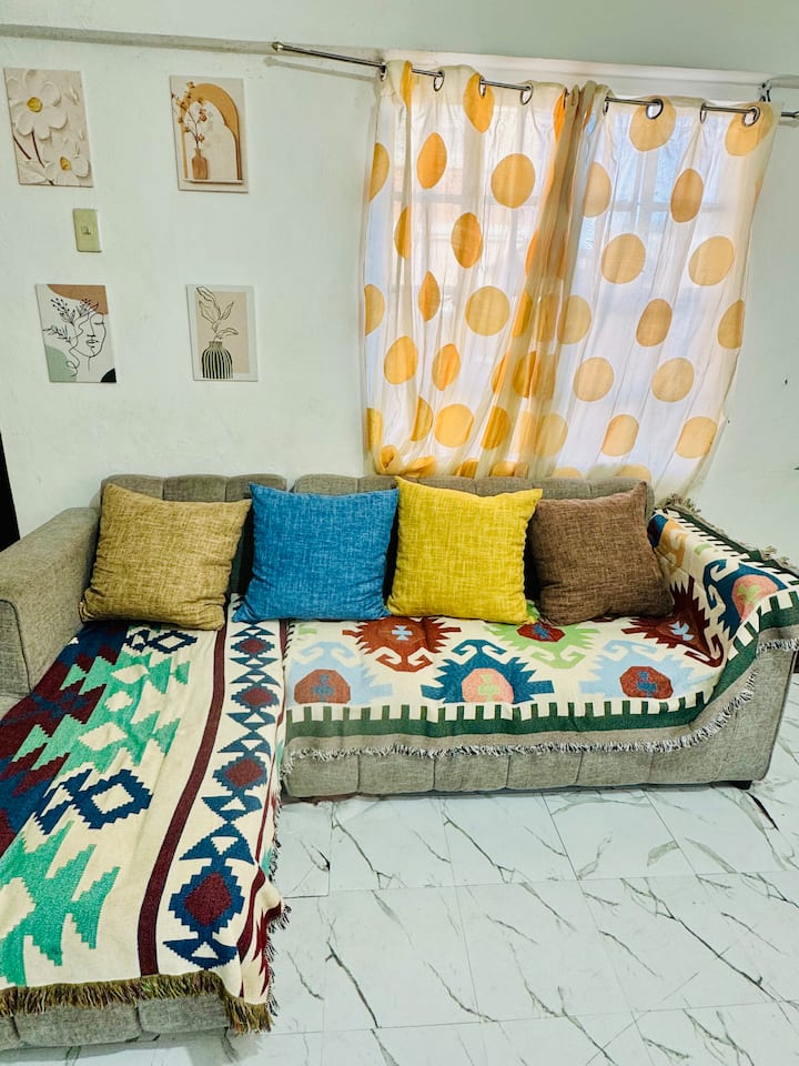 Yana Homestay 3br 2ac Wifi Parking, Near Hiway - Cabuyao