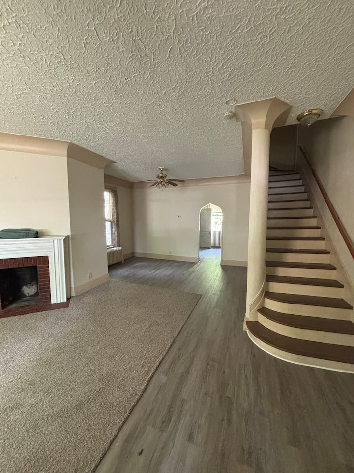 Midterm Rental! Fully Furnished! - Duluth, MN