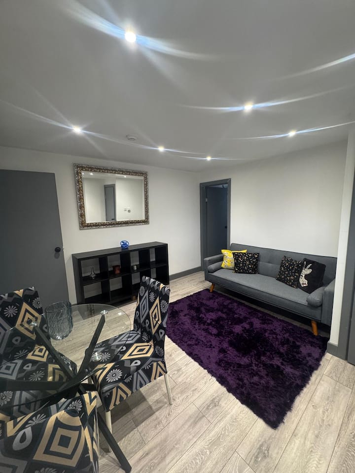 Bright & Cosy Flat Near Luton Town Centre - Luton