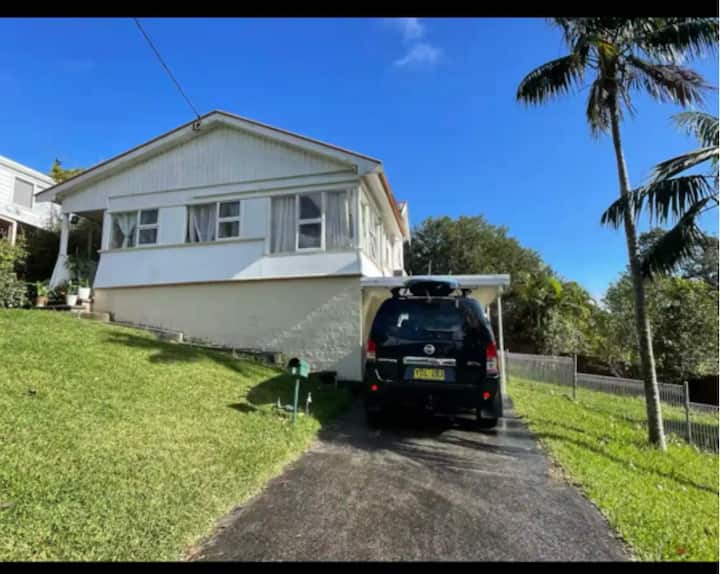 Older Coastal Home - Gosford