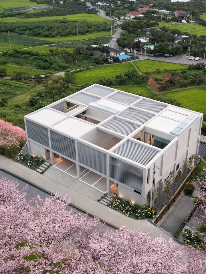 스테이 이서 | Room A (청도 풀빌라) - Daegu