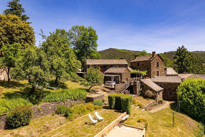 La Colibri, Spa, Piscine - Pont-de-Montvert-Sud-Mont-Lozère