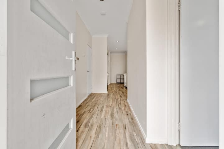 Wroxton 3x2 House - John Forrest National Park