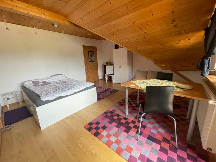 Gemütliches Zimmer Mit Balkon - Wolfratshausen