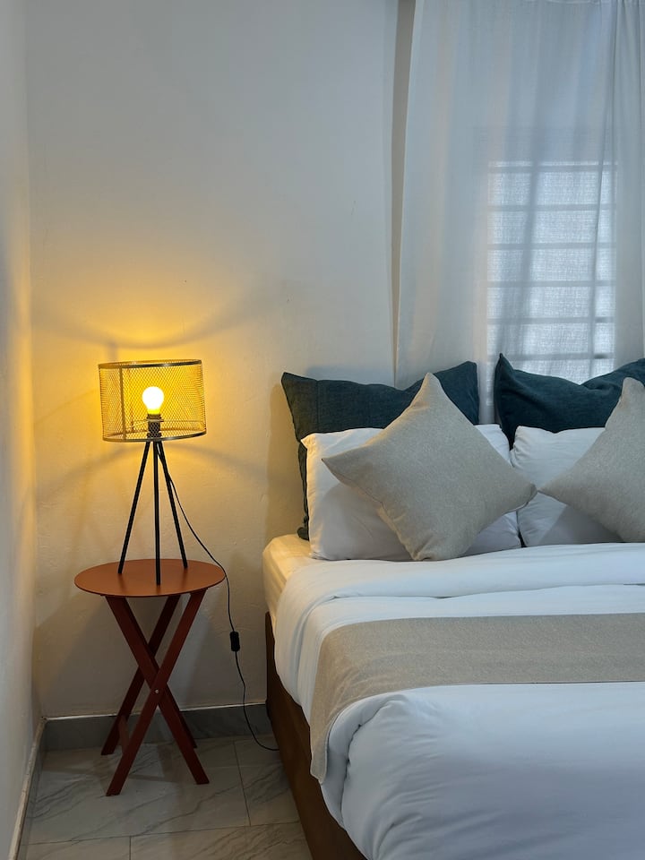 Black Pearl Inside Room With Power 24/7 - Lusaka