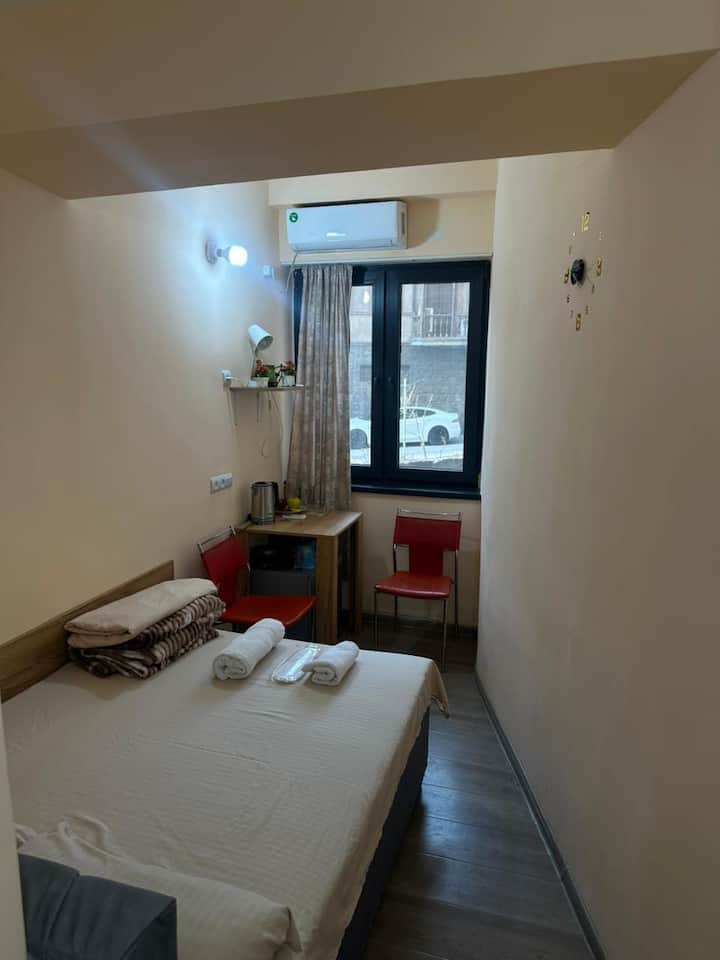 тихое место в центре - Yerevan