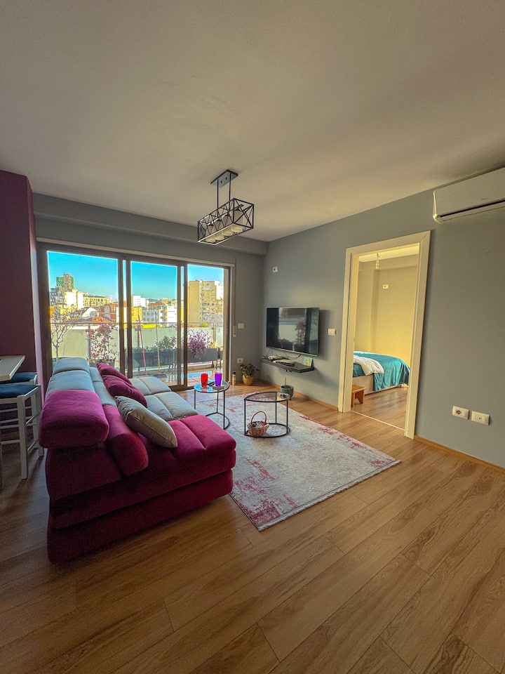 Stylish 2br In Central Tirana - Tirana