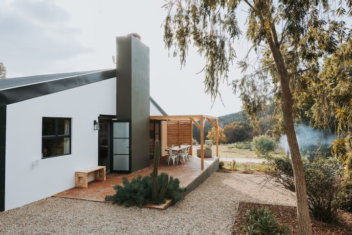 Opstal Cottage - Wolseley