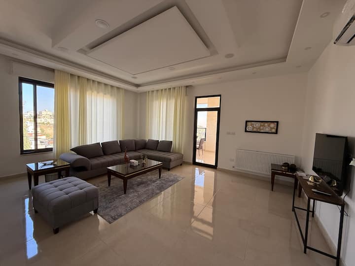Dabouq Luxury 3br Condo In Prime Amman Location - Amman