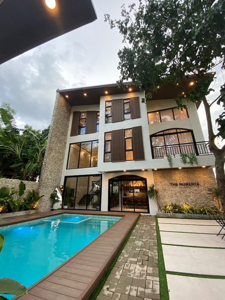 Bali-inspired Villa | San Mateo - Antipolo
