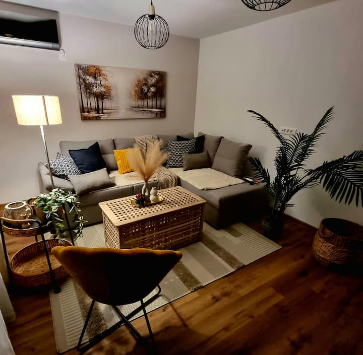 Indigo Dreams By Josip - Ogulin