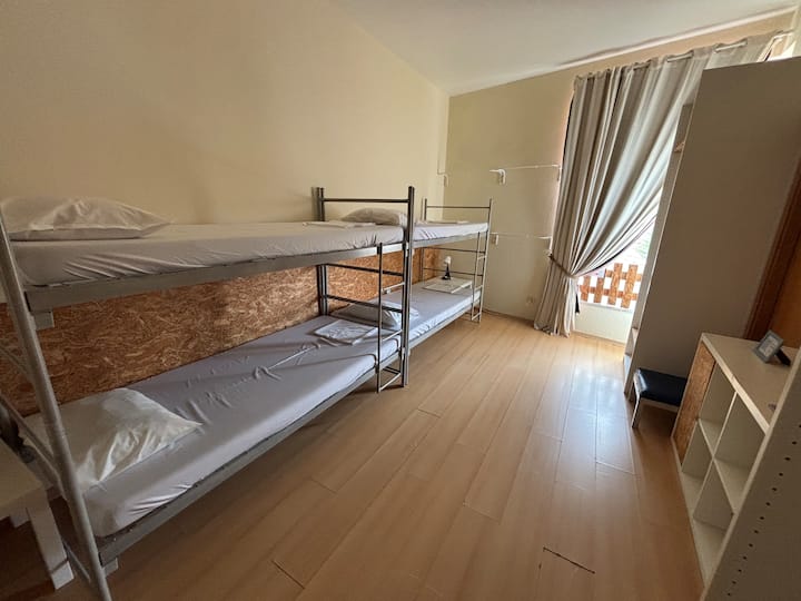 Quarto Jasmim - Familiar - Aveiro