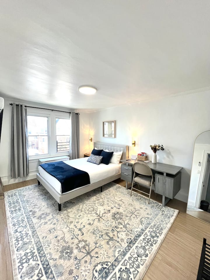 Snow Lion Modern House 2 - New York