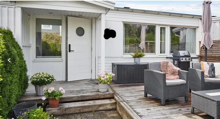 Underbart Radhus Nära Göteborg - Lerum