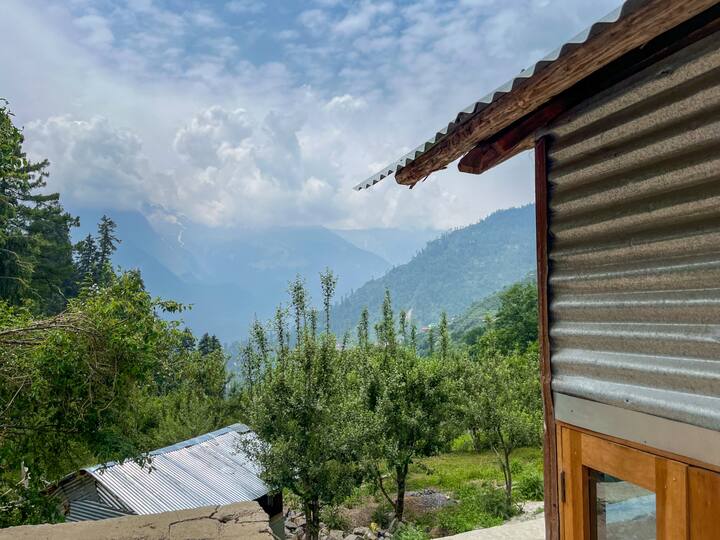 Zoscape - Kasol Tosh Cabin 30 Min Hike - Tosh