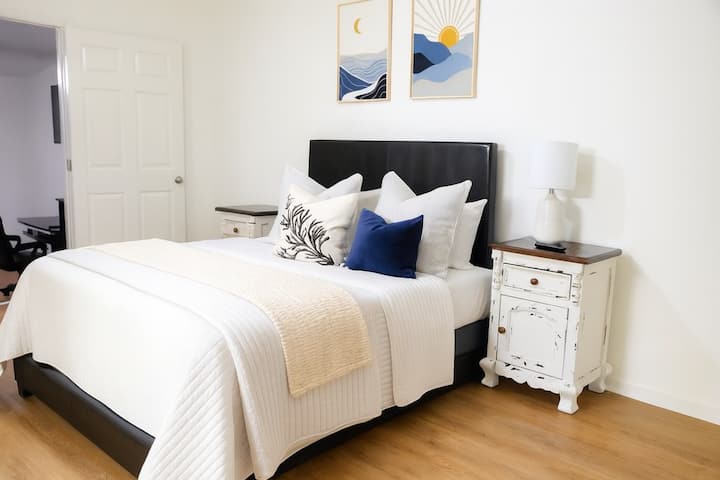 Cozy 2br Bungalow | Near Dining & College - Hattiesburg, MS