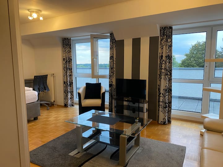 Moderne Comfortable Zwei Zimmer Mit Balkon - Aix-la-Chapelle
