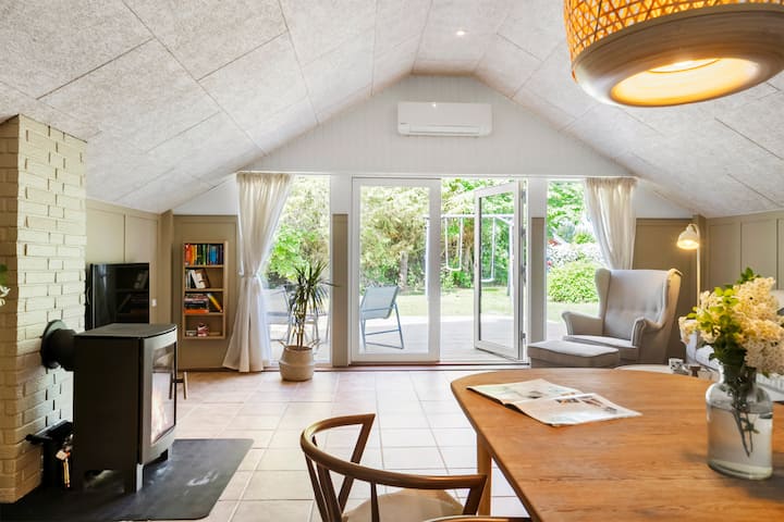 Newly Renovated Summerhouse With Wilderness Bath - Denmark