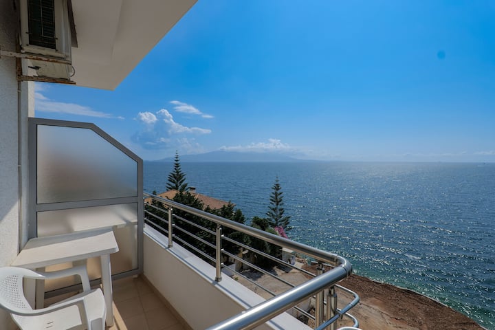 Sunrays Room 302 - Saranda