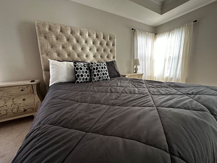 Spacious Master Bedroom #1 - Smyrna, GA