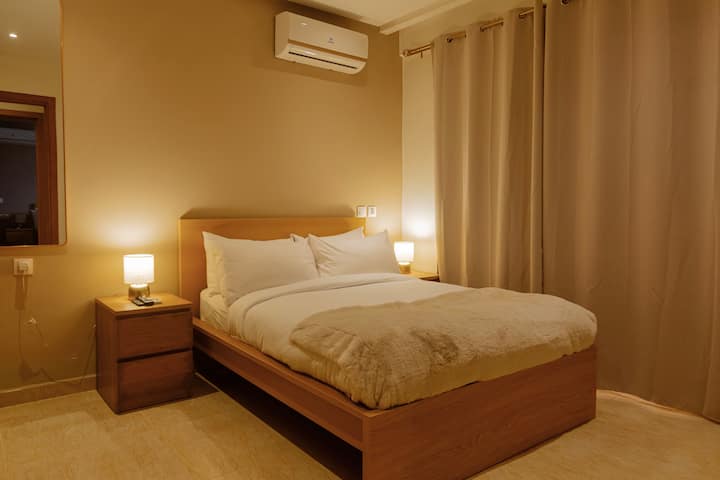 City Suite: Private Terrace & Free Airport Pickup - Abidjan