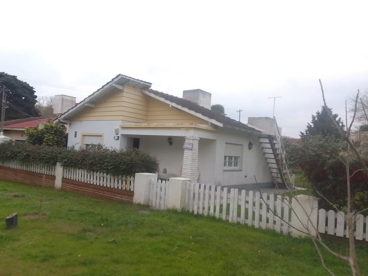 Posada Familiar "La Mar" - Villa Gesell