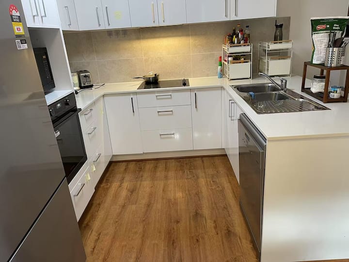 Uq 10 Mins Walk Apartment - Oxley