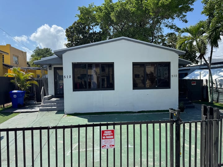 Little Havana Oasis: Walk To Calle Ocho+patio! - Miami, FL