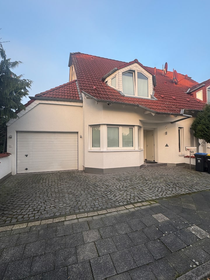 Designhaus Mit Sauna & Garten - Ratingen